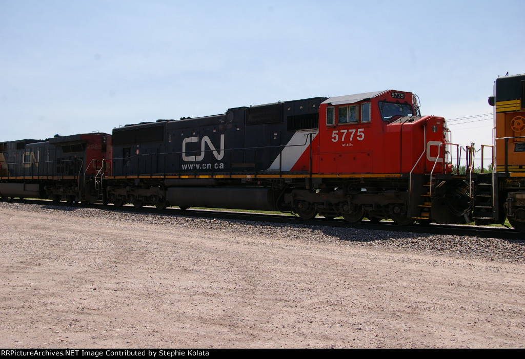 CN 5775